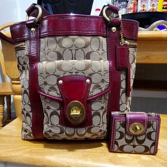 Coach | Bags | Coach Legacy Signature Set | Poshmark
